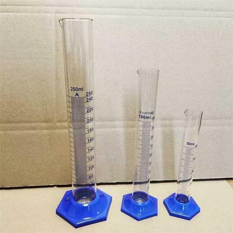 COD Original PYREX The glass graduated cylinder is clear and accurate ...