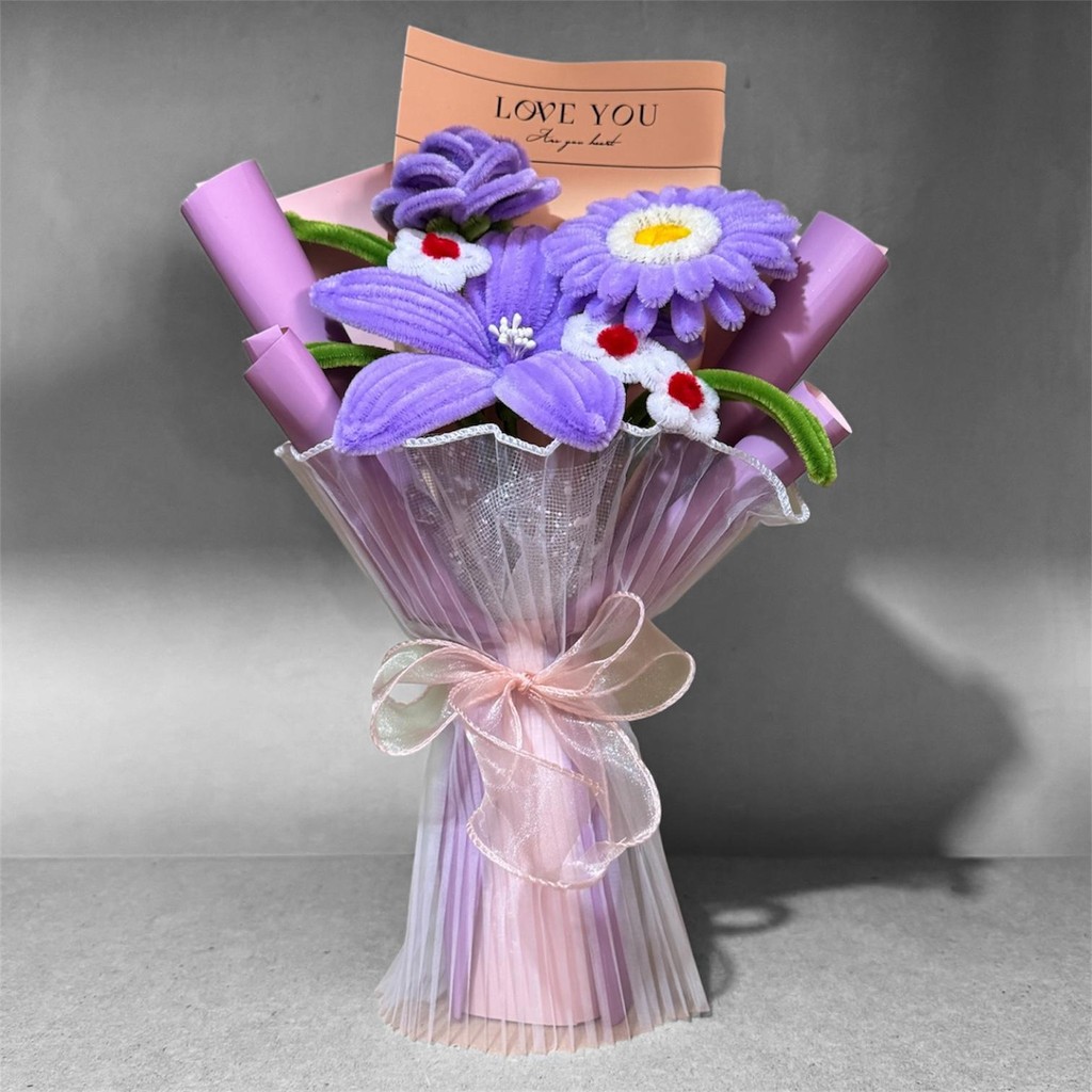 Fuzzywire flower bouquet lily sunflower rosebloom tulip daisy ...