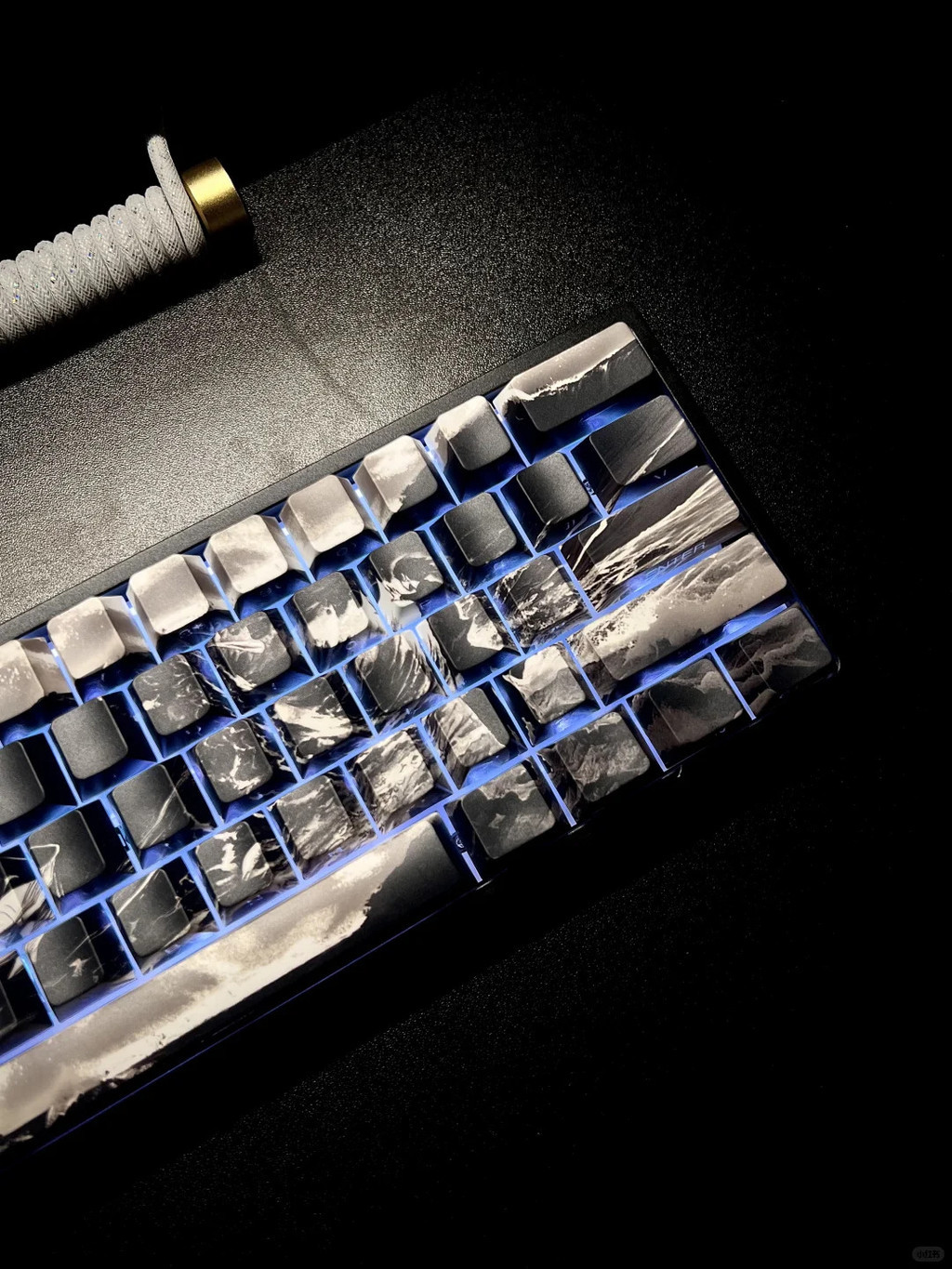 Levi Ackerman Keycap Cherry Profile 134 Keys PBT Five-sided Dye ...