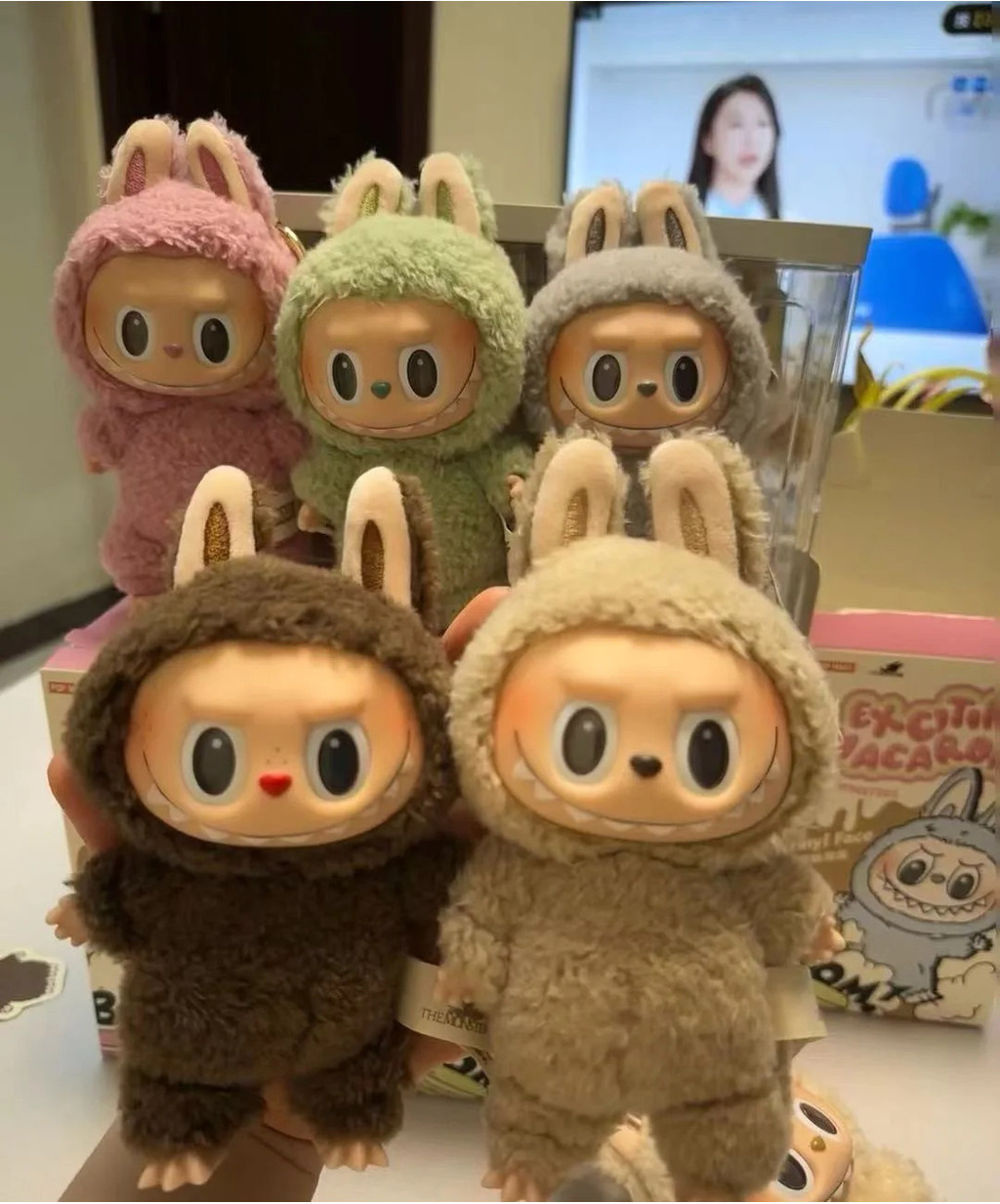 Labubu The Monsters Vinyl Face Doll Heart-Moving Macaron Doll Blind Box ...