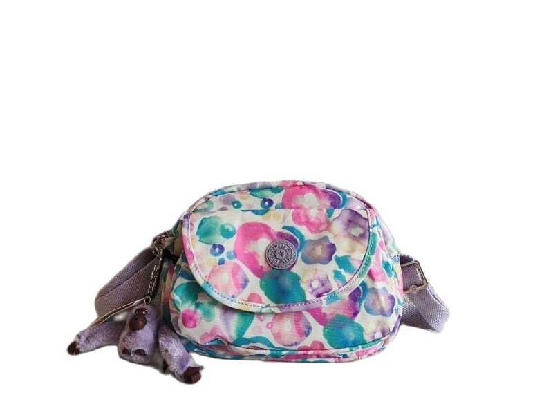 Portafoglio Kipling Kipling Stelma Triangle Print Small Shoulder Bag ...