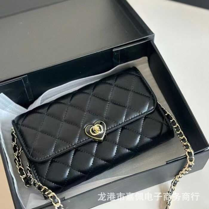 D3 Enamel Buckle Heart-Shaped Diamond Grid Tunay Na Katad Crossbody ...