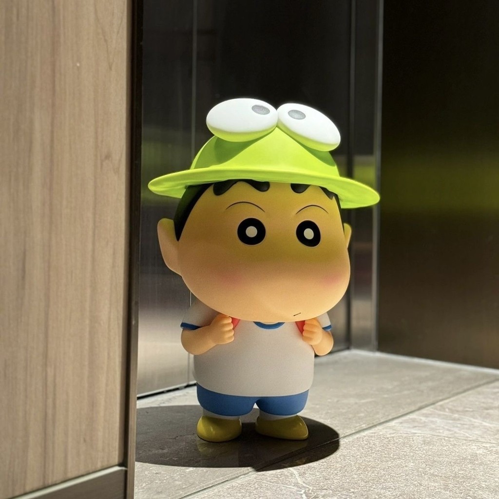 Crayon Shin Chan Frog Hat Action Figure PVC Model Collcetion Ornaments ...