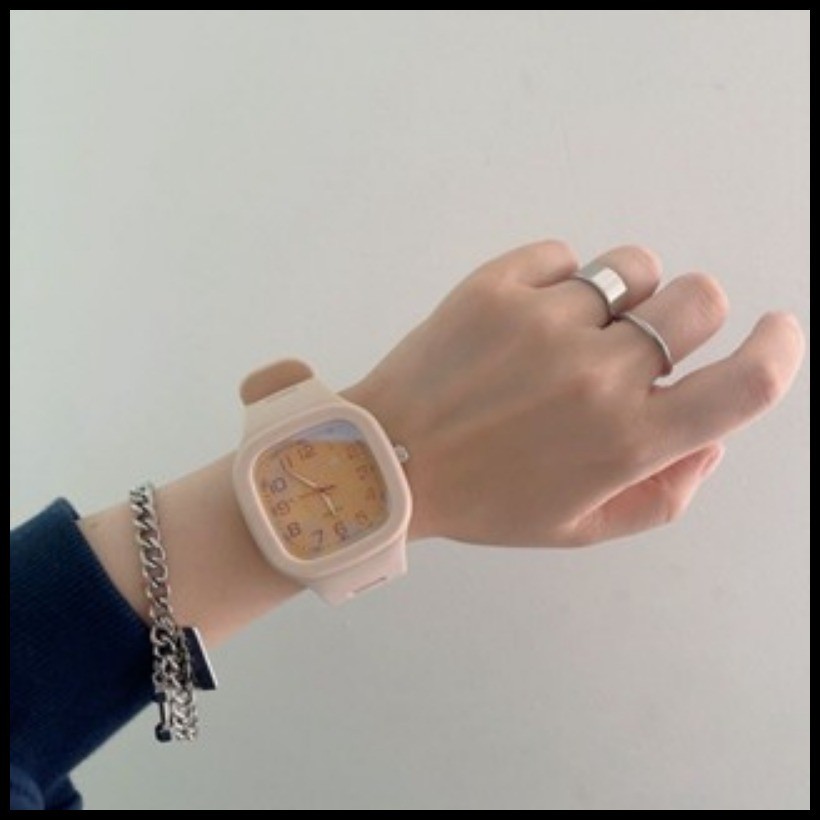 ♒ Ladies Watch Square , Digital watch for women, fashionable and ...