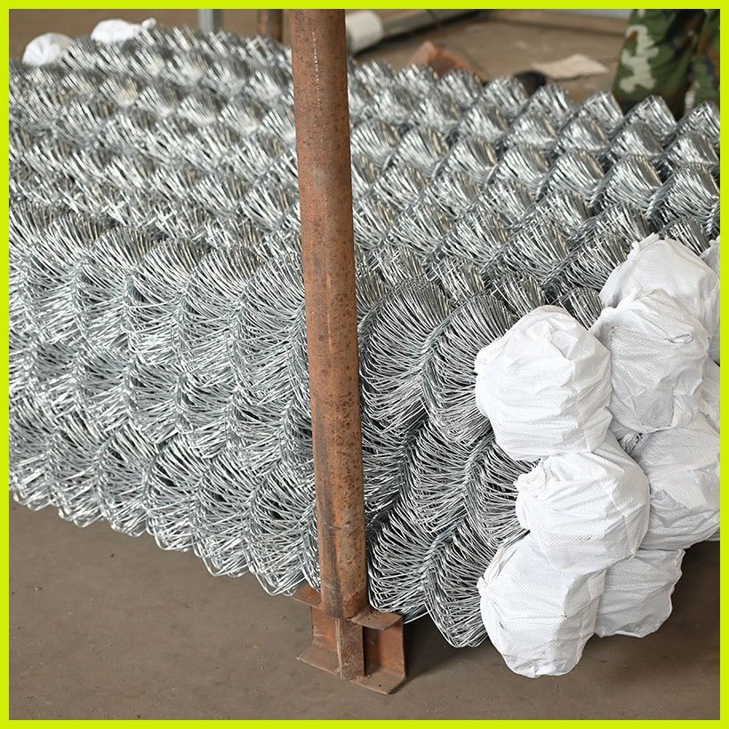 Cyclone Wires Mesh Galvanized Chain Link Fence Cyclone Wires Mesh Galvanized Chain Link Fence