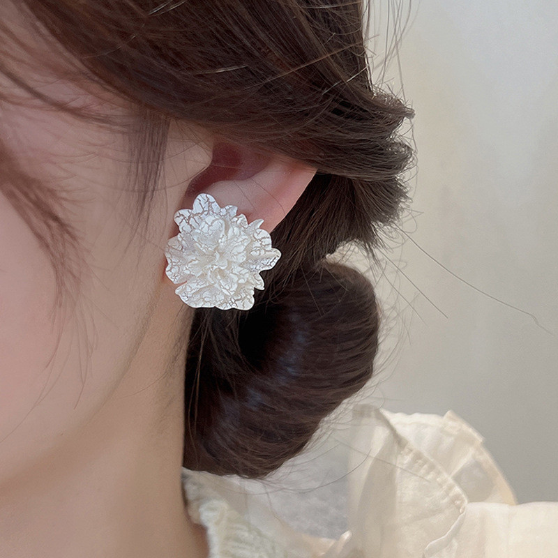 French Big Iris Flower Stud Earring - Korean INS, Sweet, Elegant, Y2K, Popular - Bridal Wedding ...