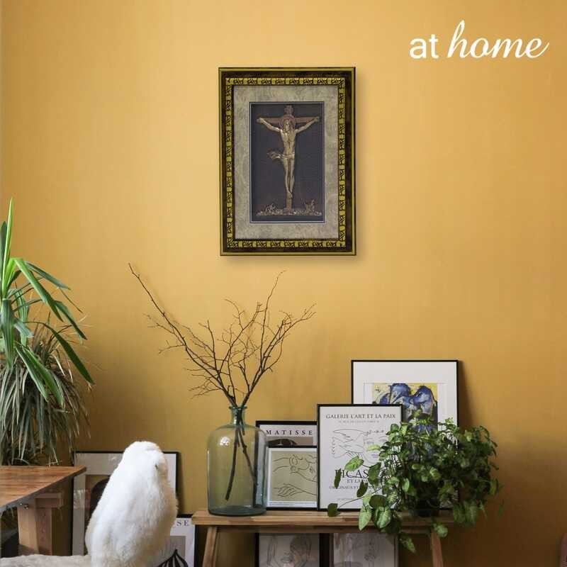 Sa ∂ Home Crucifix Jesus Christ 3D Wall Decoration Frame - Banal Na ...