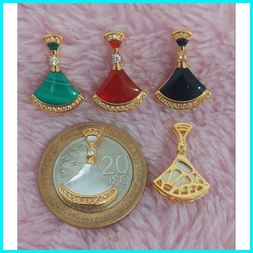 original 18karat yellow gold hk setting palda design hallow only,this ...
