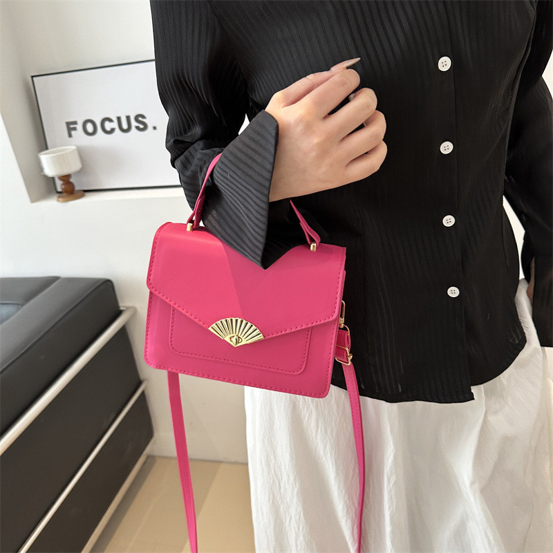 Small Square Fashion-forward Crossbody Bag Sophisticated Korean Spring ...