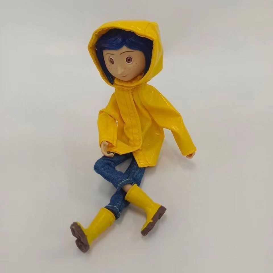 Ff NECA Movie Version Of Ghost Mom Caroline Raincoat Version 7-Inch ...