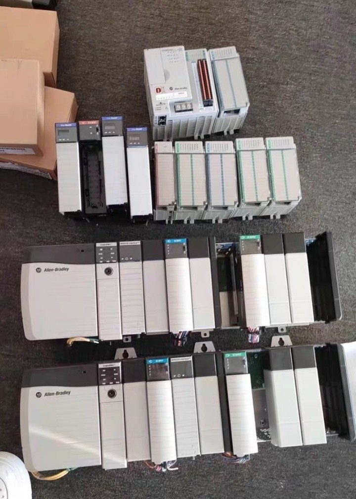 Recycling AB Rockwell PLC module disassembly, second-hand touch screen ...