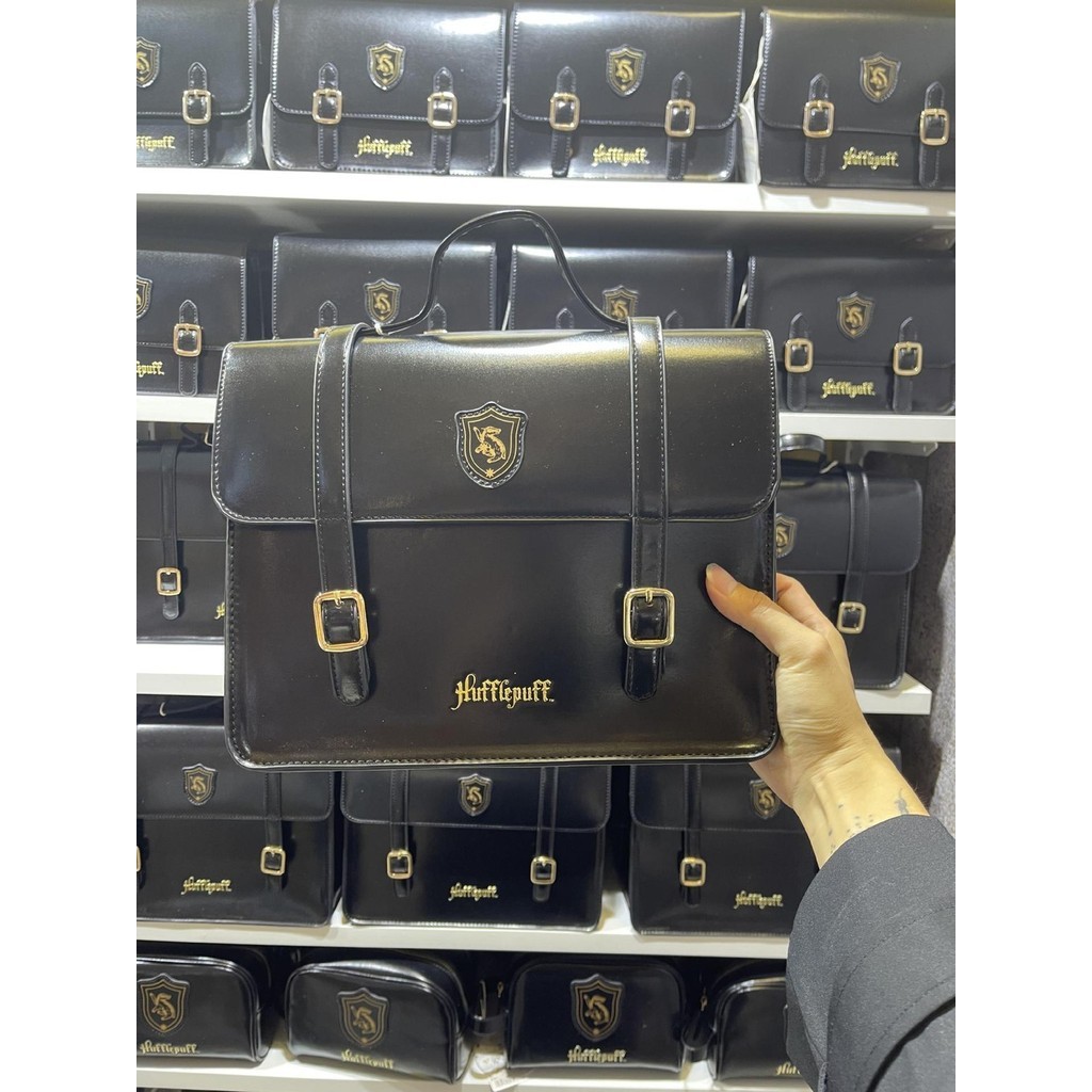 MINISO Harry Potter's Co-branded Hogwarts School Of Witchcraft And ...