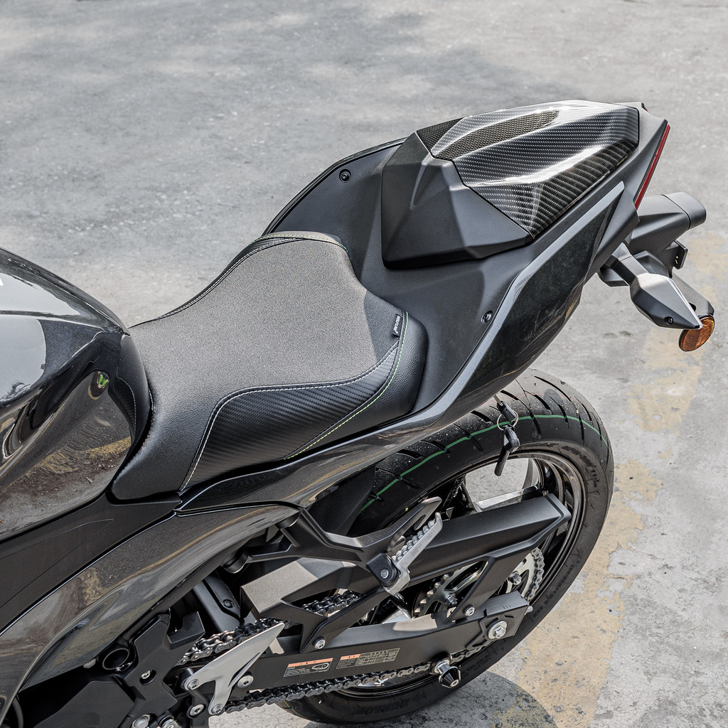 Ultrasupplier Motorcycle Rear Seat Cover For Kawasaki Z500 /SE NINJA500 ...