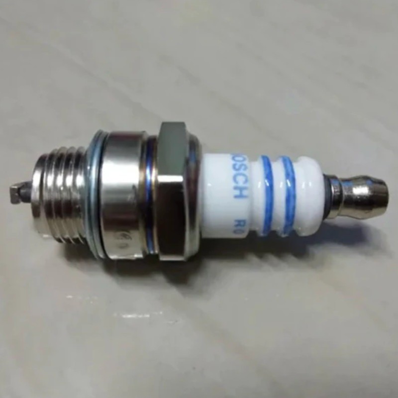 WS7F Spark Plug WS7 F 0241235567 (7545) Grass Cutter Chainsaw 2 Stroke ...