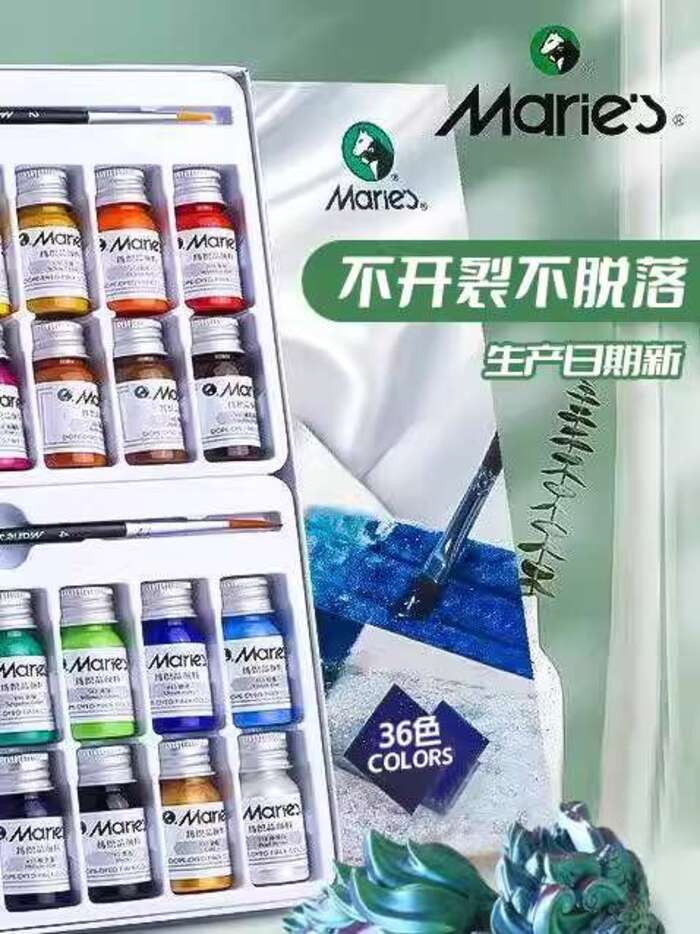 Mali gumuhit kamay 3D printer model na nakakulay ng textile pigments ...