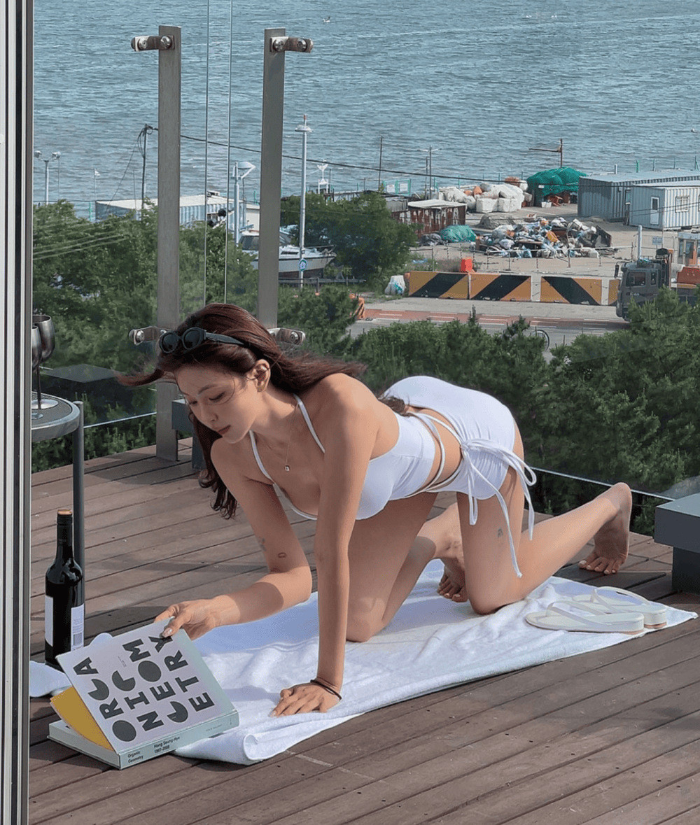 (Wayna Angle)Solid Color Big Boobs Gather Sisters Bestie Style Sexy Cross Split Swimsuit Ladies ...