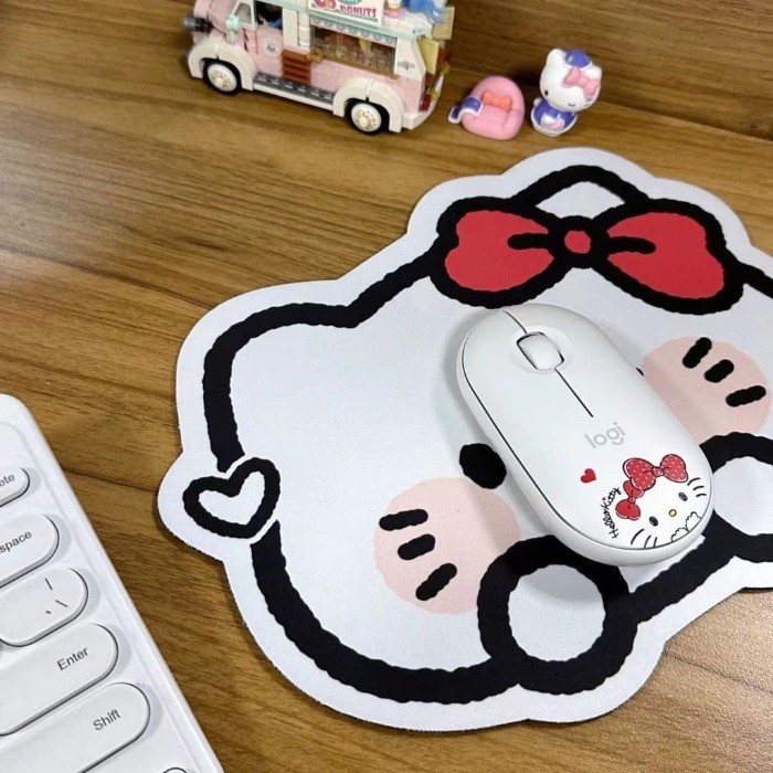 Hello Kitty Mouse Pad Cute Office Hello Kitty Game Rubber Alien Pad ...