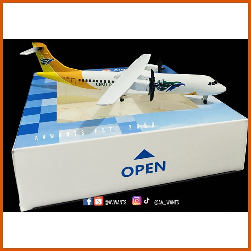 ∯ 1:350 Scale Cebu Pacific ATR Diecast Plane Model (with landing gears ...