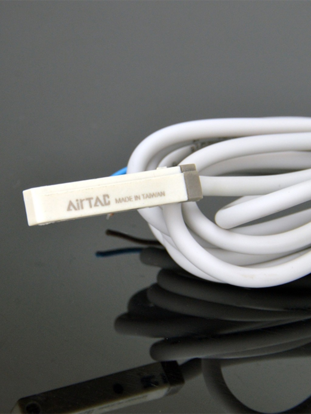 AIRTAC Airtec CMSG/TMSG/CMSE/CMSH/CMSJ Cylinder Magnetic Switch ...