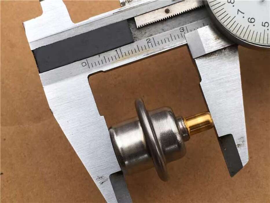 Electronic fuel injection motorcycle gasoline pump pressure relief ...