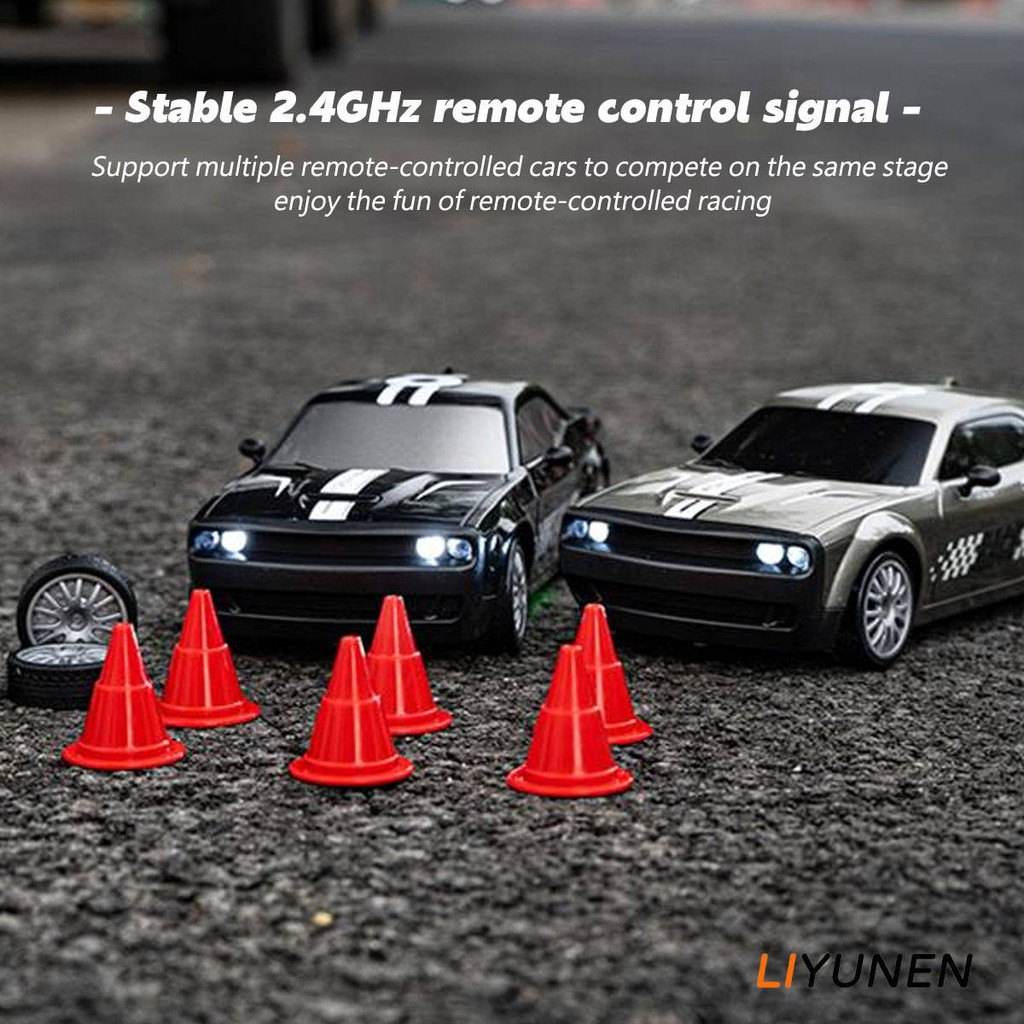 4WD RC Drift Car Toy Dodge SRT Hellcat Model Racing GTR Remote Control ...