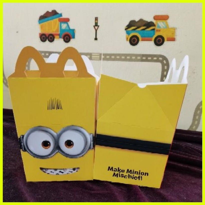 ∞ Kotak Mcd Happy Meal Box Minions Dreamworks Space Jam We Bare Bears ...