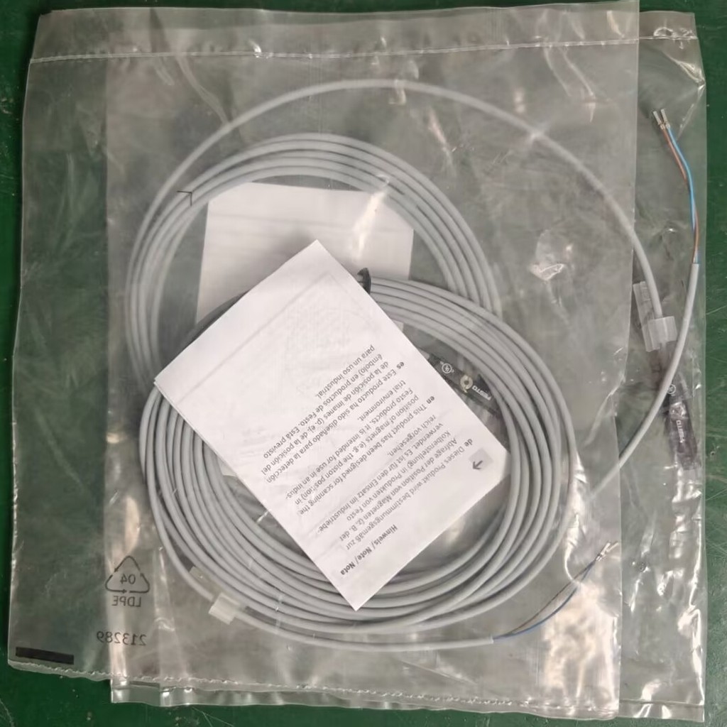 FESTO proximity switch SME-8M-ZS-24V-K-0.2-0.5-0.6-5-M12/M8/DOE 543892 ...