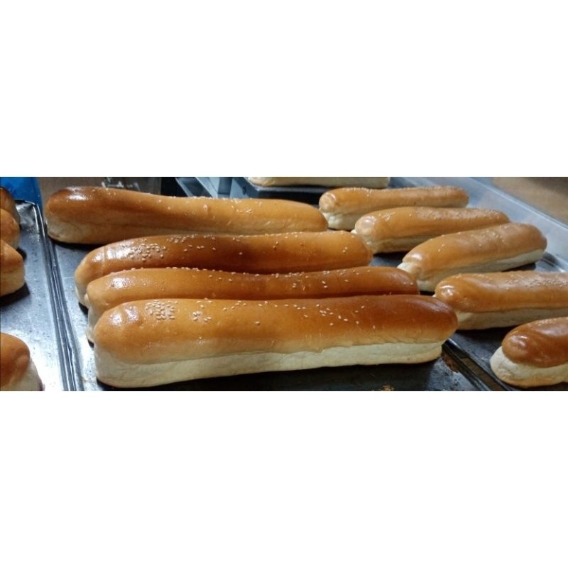 Footlong Hotdog buns 2pcs 12" | Shopee Philippines
