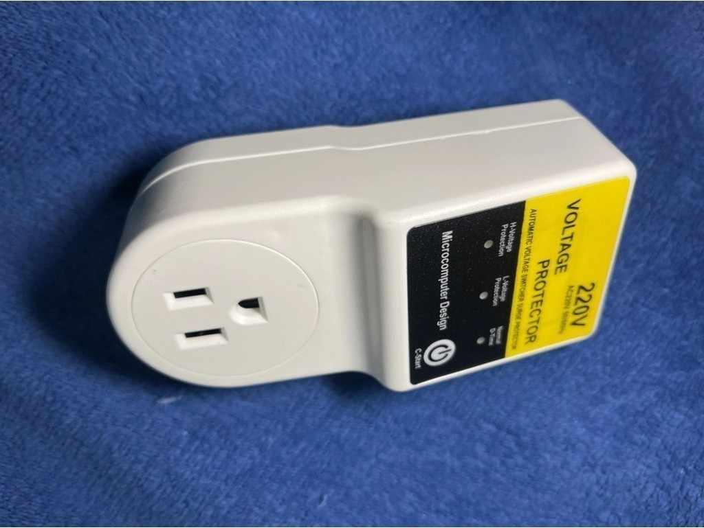 220V Power on Delay Voltage/Power Surge Protector 3500W 20A Automatic ...