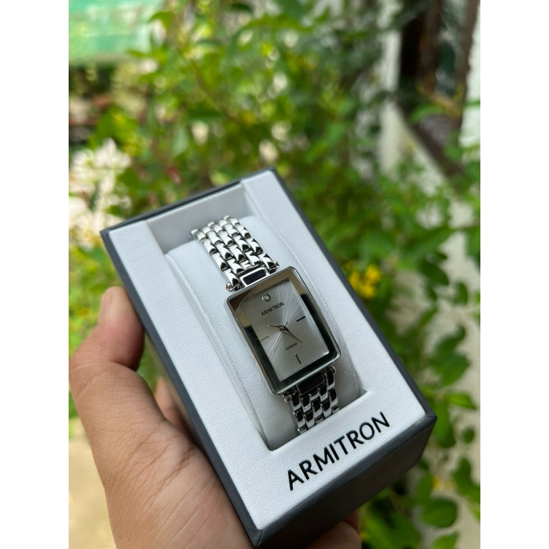 Authentic/Original Armitron Women's Genuine Diamond Dial Bracelet Watch ...