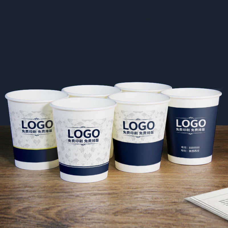 Napakalaki Mga Er Makapal Papel Magbebenta Mga Baso Ng Pahayagan Hindi ...