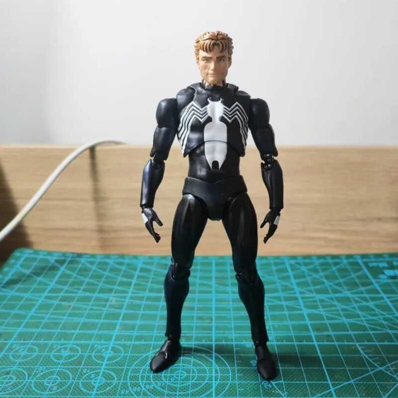 SK CT Shf Spiderman Tobey Maguire Action Figure Anime 2099 Spider Man ...