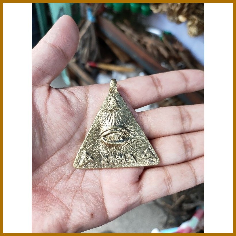 Trespico Roma AAA Medallion with oracion | Shopee Philippines