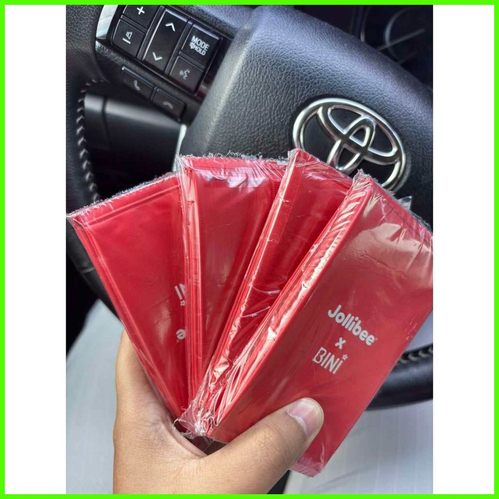 ① JOLLIBINI OFFICIAL PHOTOCARDS | Shopee Philippines