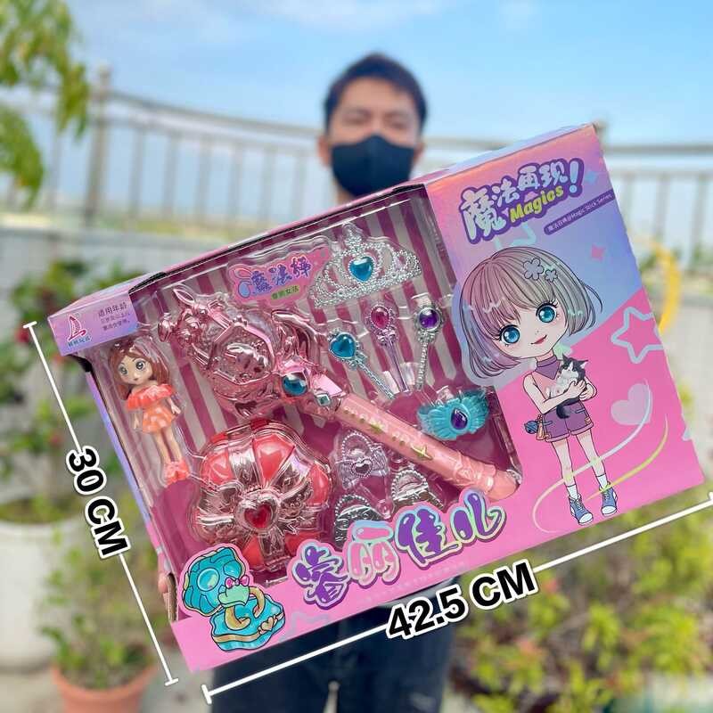 Magbebenta Kalye, Babaeng Naglalaro Ng Bahay, Nakalililaw Na Magic ...