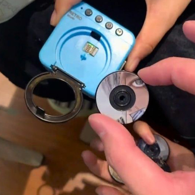 Colorful Tape Recorder Keychain Mini Record Player Keyring Creative ...