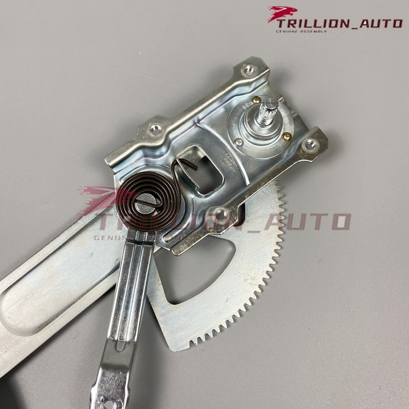 Manual type front door window regulator for Toyota Hiace Commtuer 2005 ...