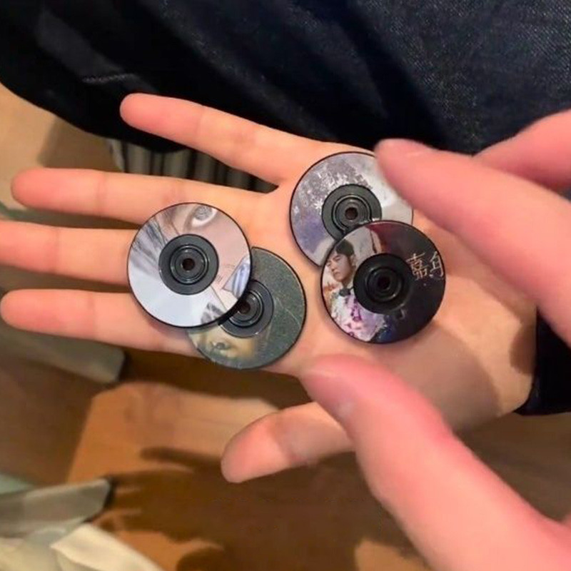 Colorful Tape Recorder Keychain Mini Record Player Keyring Creative ...