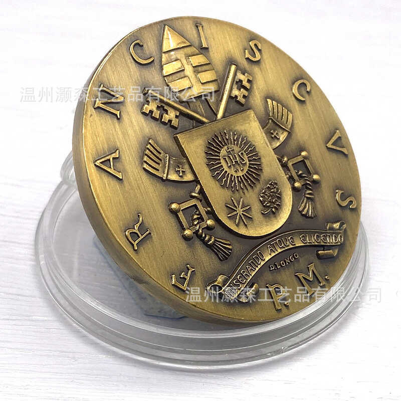 Relihiyosong Ginto At Pilak Na Barya, Emblema Ng Franciscan, Cross ...