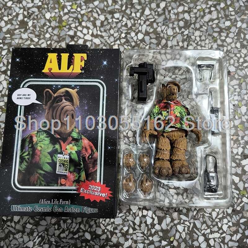 2023 NECA Exclusive Alien Life Form Ultimate Cosmic Con Alf-Holiday Ver ...