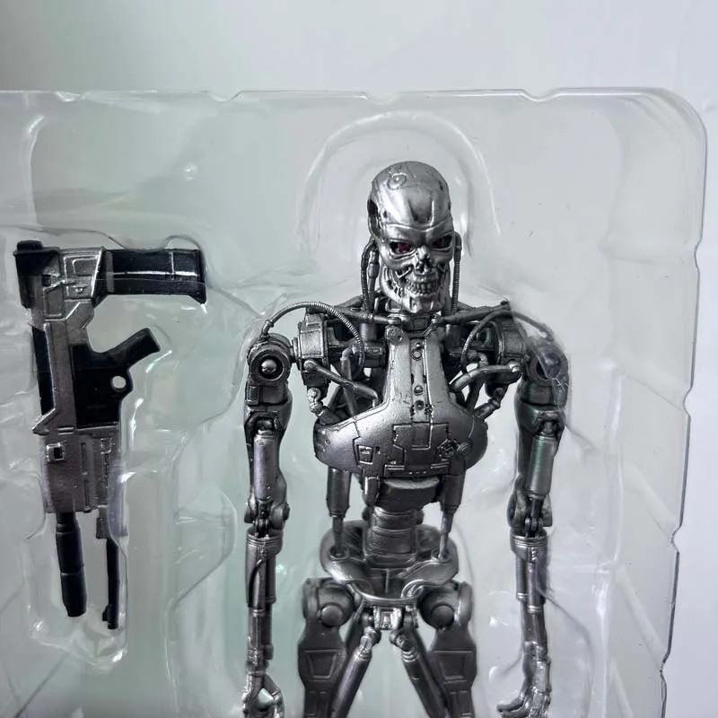 NECA Figure Terminator Genesis T-800 Guardian Terminator Endoskeleton ...
