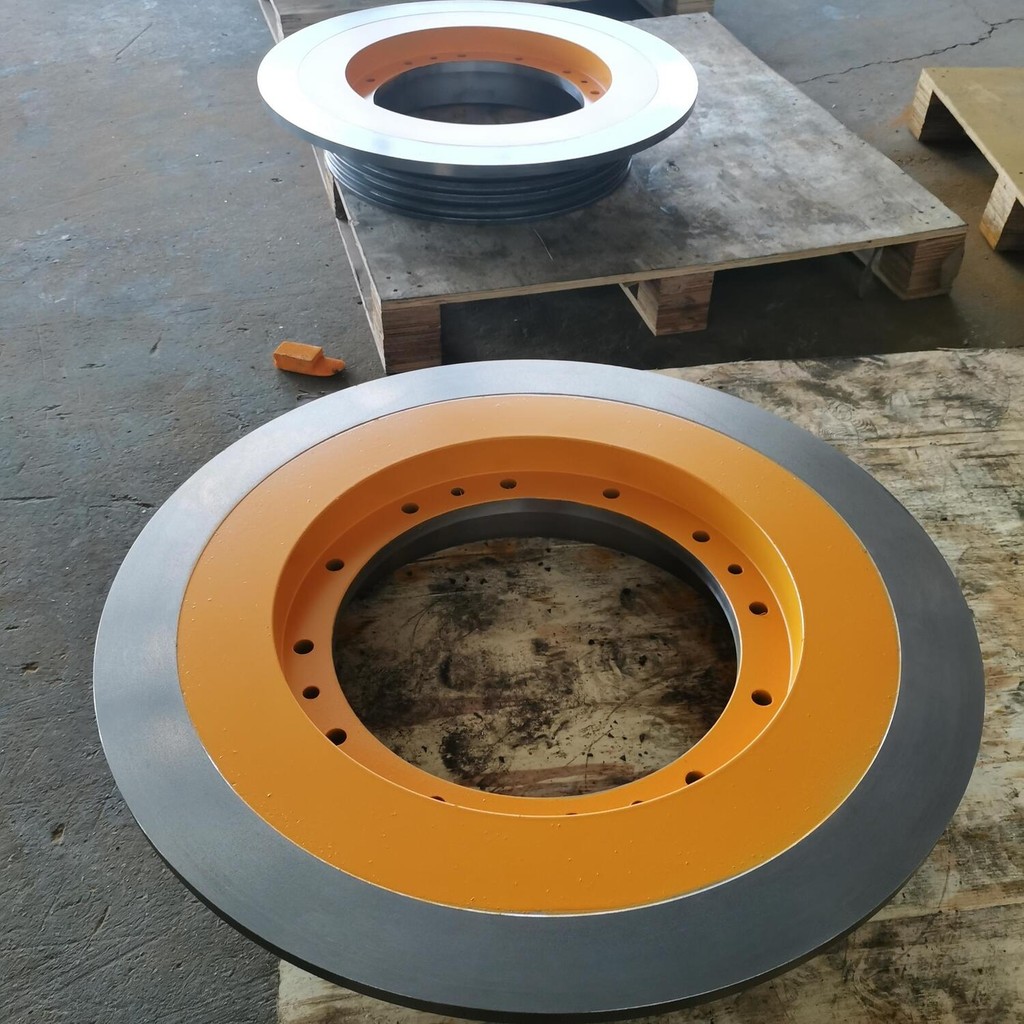 Hitachi Traction Wheel/Permanent Magnet Synchronous Traction Machine ...
