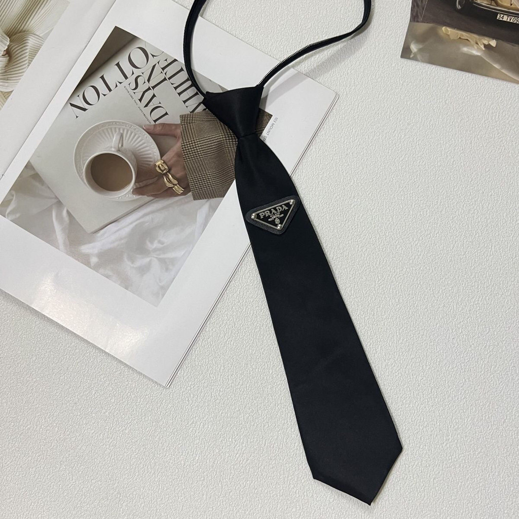 PRADA Inverted Triangle European And American Korean Style Bow Tie ...