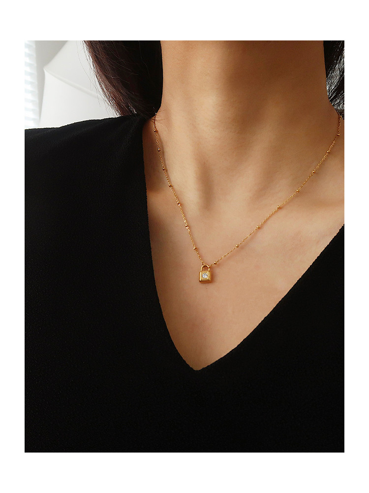 New Inlaid Diamond Small Lock Necklace• Waterproof Non-Tarnish • 18K ...