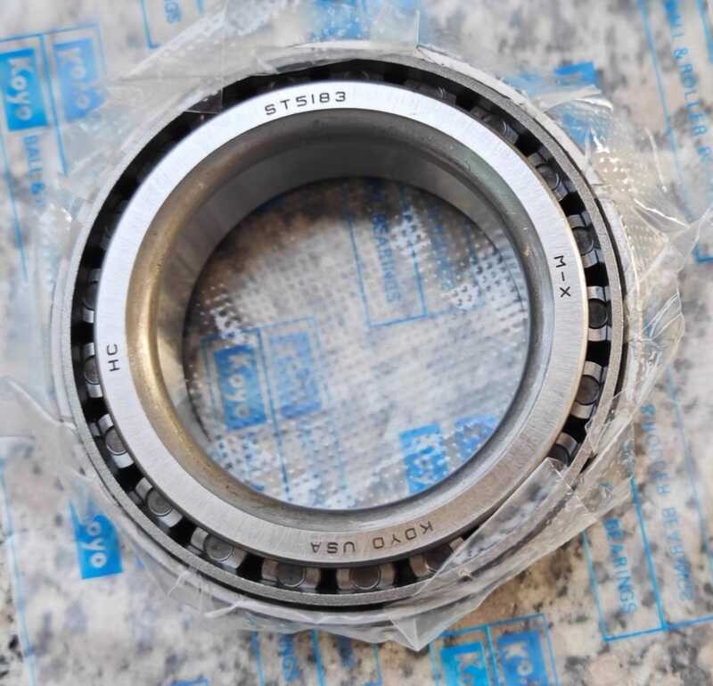 Ford Mustang KOYO Rear Differential Bearing St5183 Std3776-2 St5195 ...