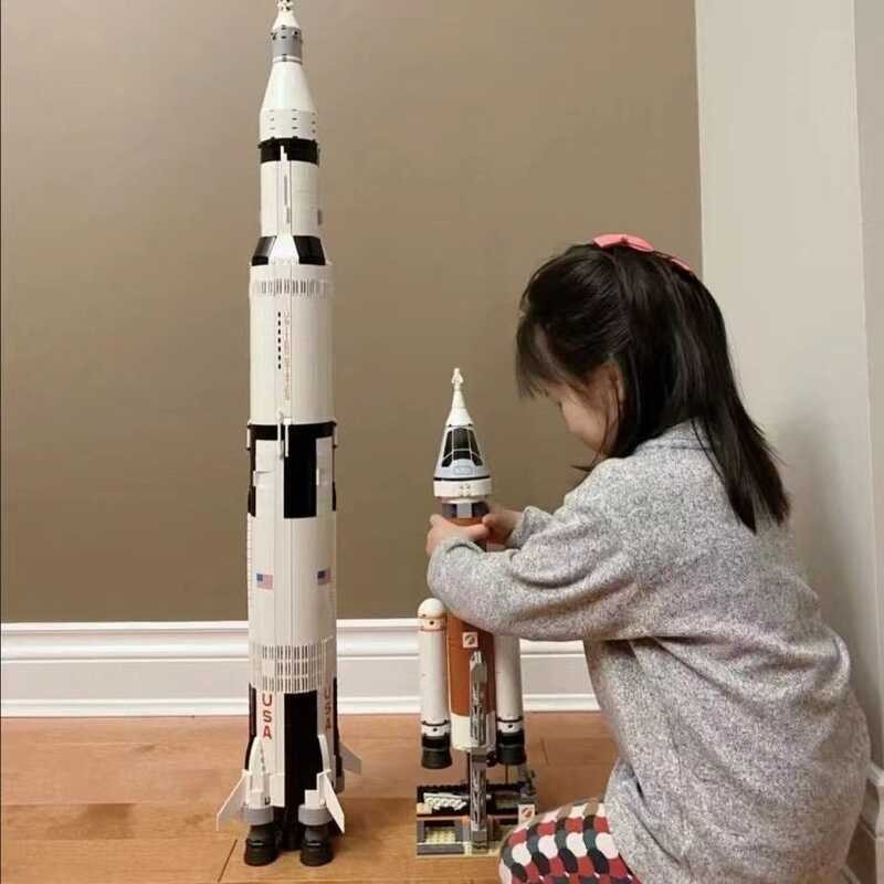 The 々 Apollo Saturn V 92176 Building Blocks Space Rocket Idea Series ...