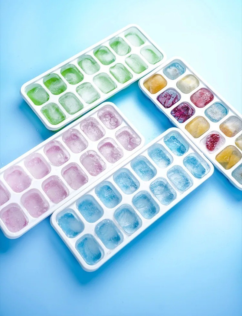 Ice Cube Molder With Cover Silicone Ice Cube Tray For Freezer Small ...