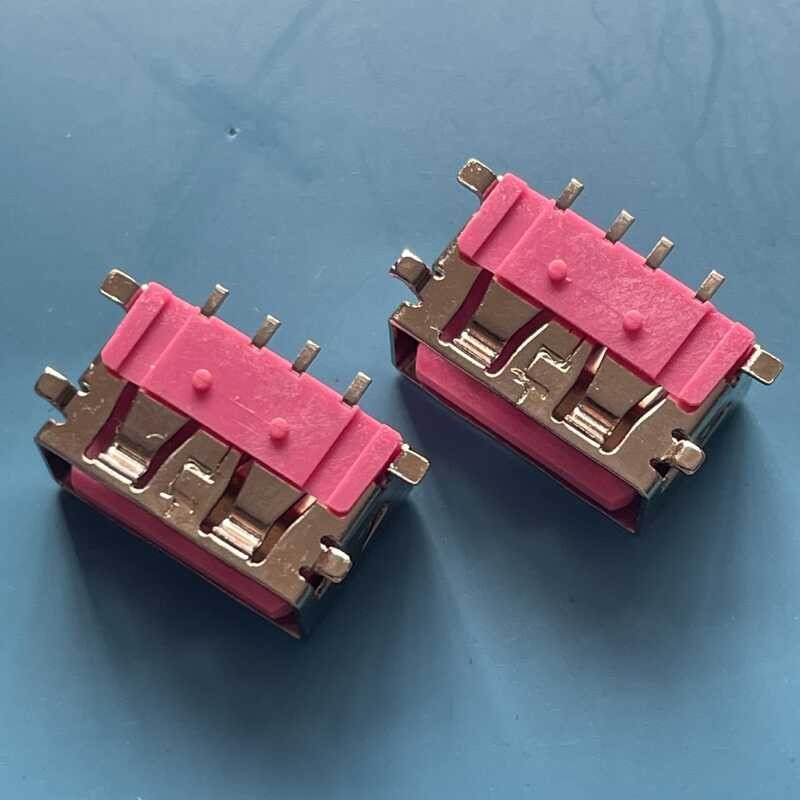 4P full mount A female USB 2.0 horizontal patch four legged board H=6.3 ...