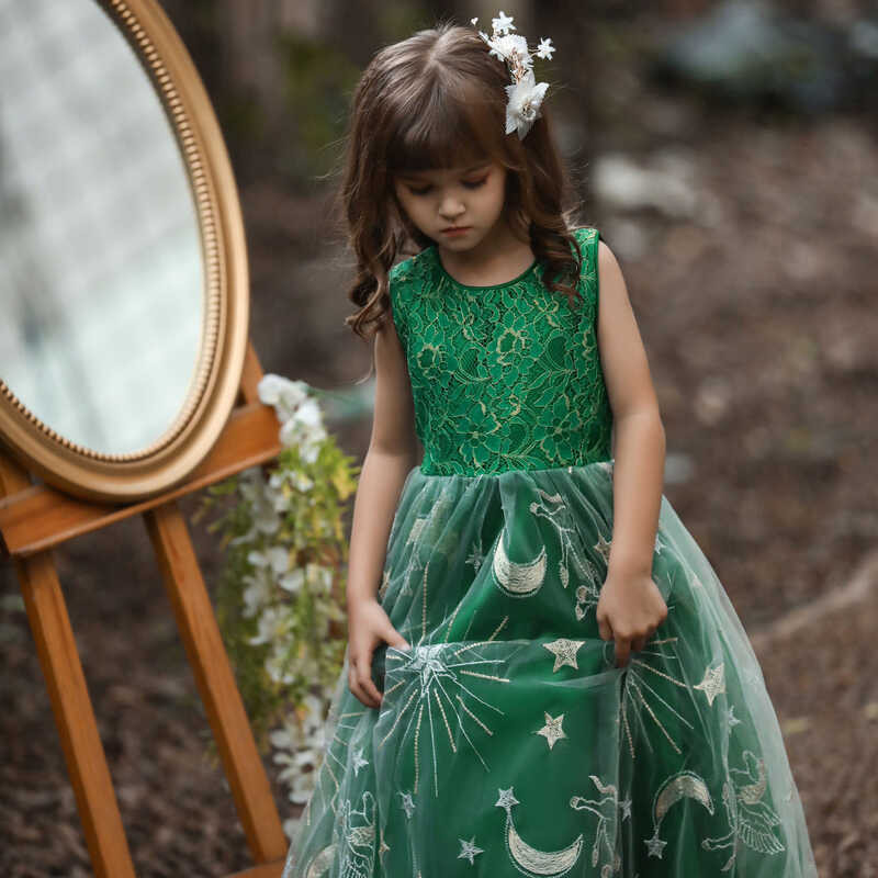 Mga Bata, Bituin Sa Buwan, Mahabang Damit, Walang Manggas Vest, Host ...