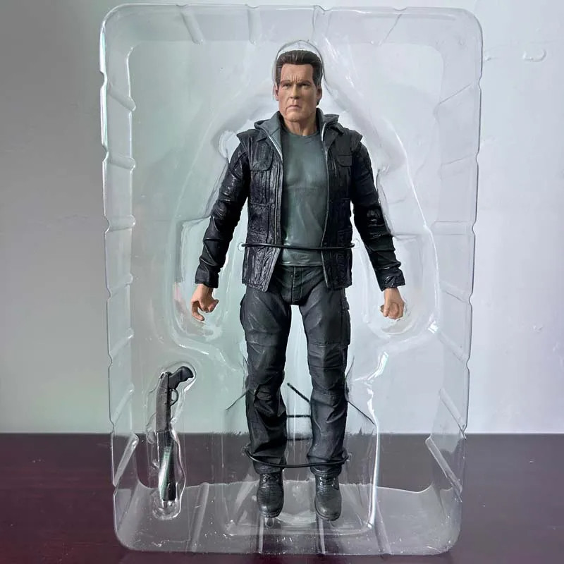 NECA Figure Terminator Genesis T-800 Guardian Terminator Endoskeleton ...